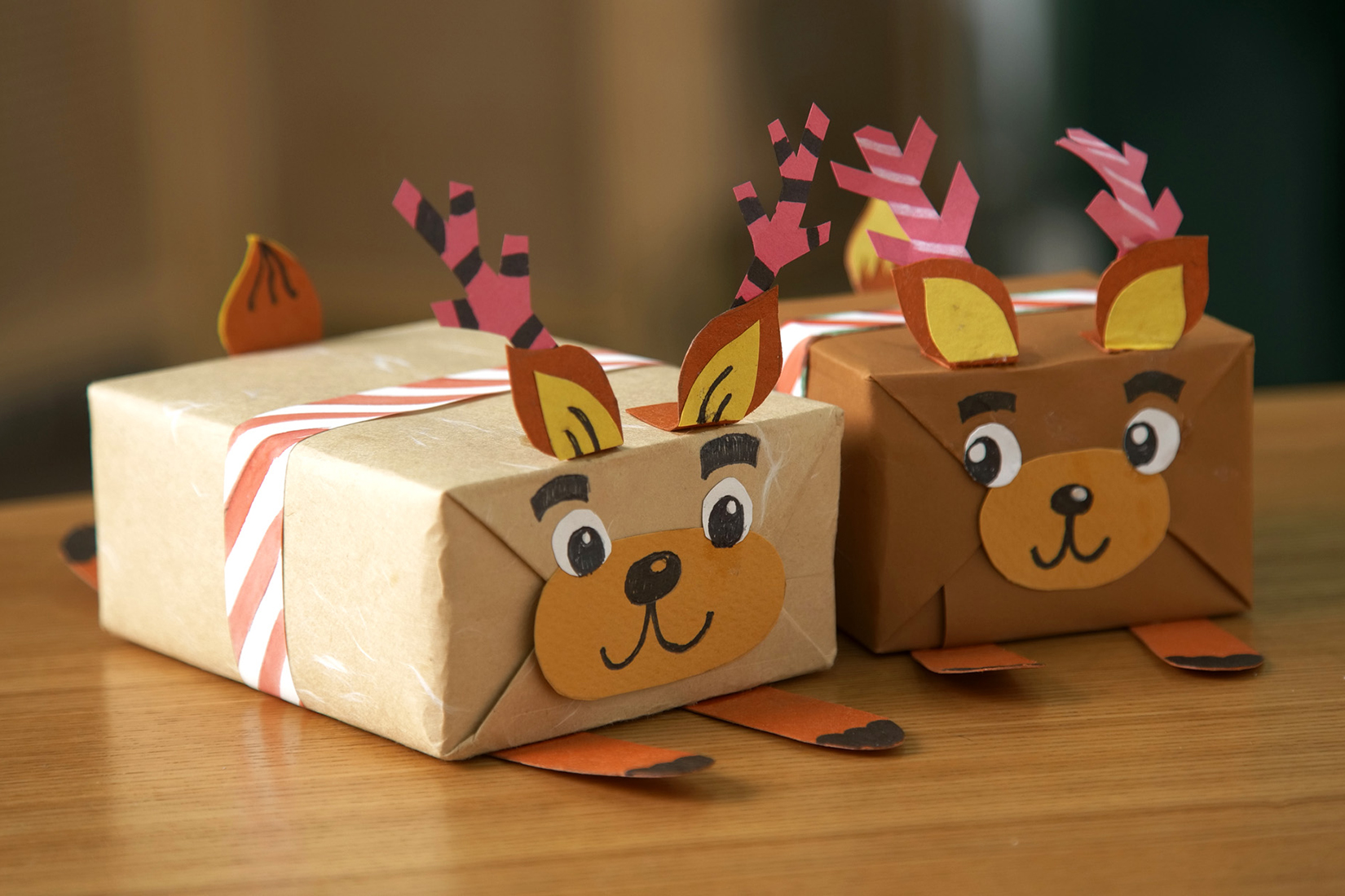 DIY Crafts: Festive Gift Wrapping – Reindeer — Standard Chartered Arts ...